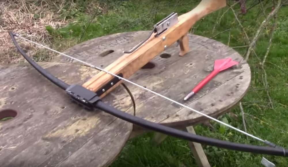 Video: Check Out this Whopping 1,000-Pound-Draw Crossbow | OutdoorHub