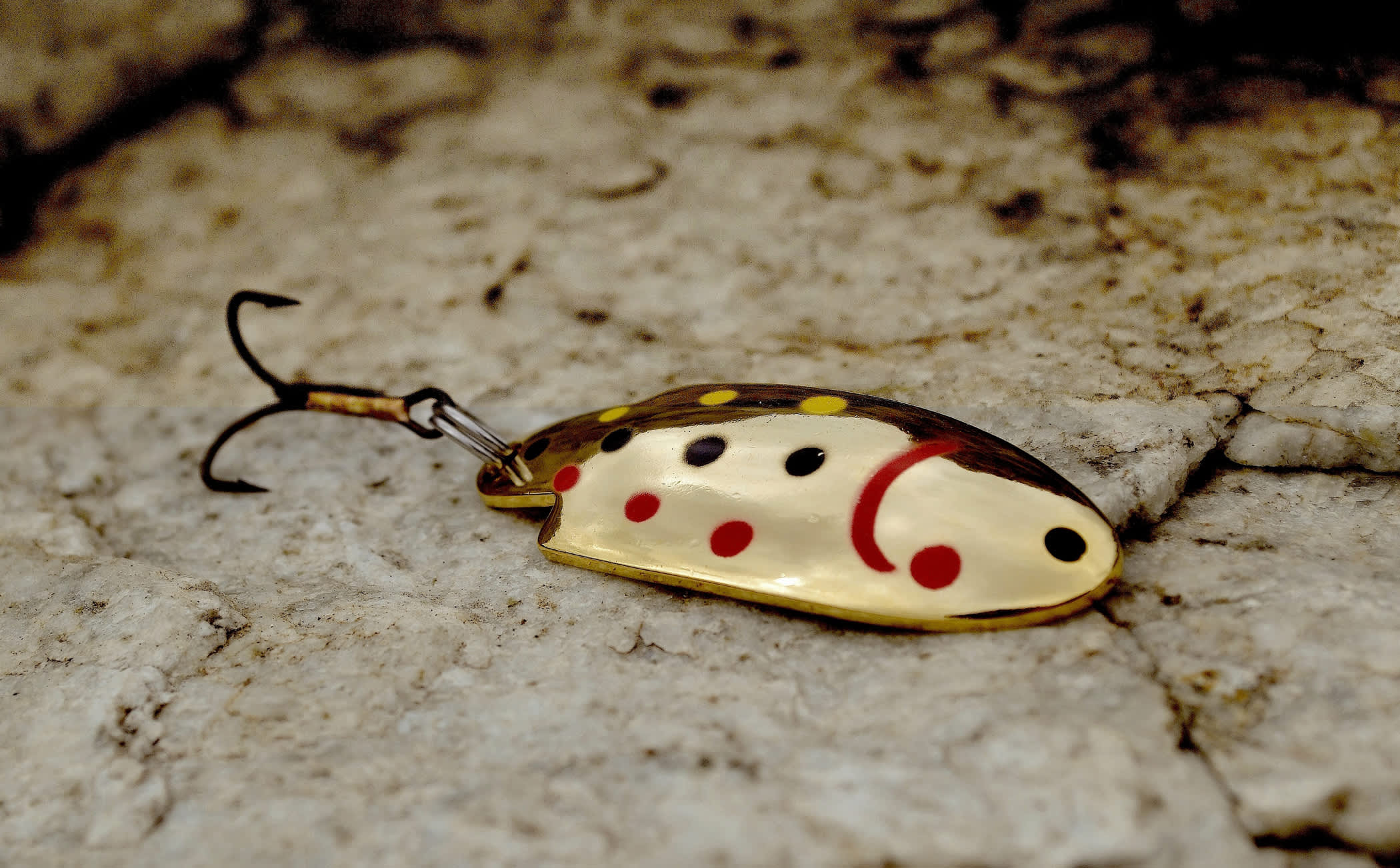 Acme Thunderbolt Spoon Serves Up Sizzling Action on Trout in Lakes ...