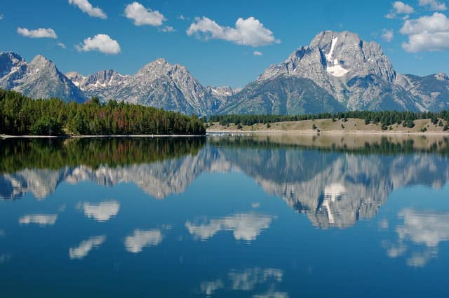 Colorado's Jackson Lake State Park Fall and Winter Activities | OutdoorHub
