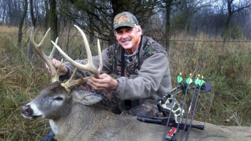 Hank Parker Brings Bubba Bass Tactics to Bowhunting - OutdoorHub.com