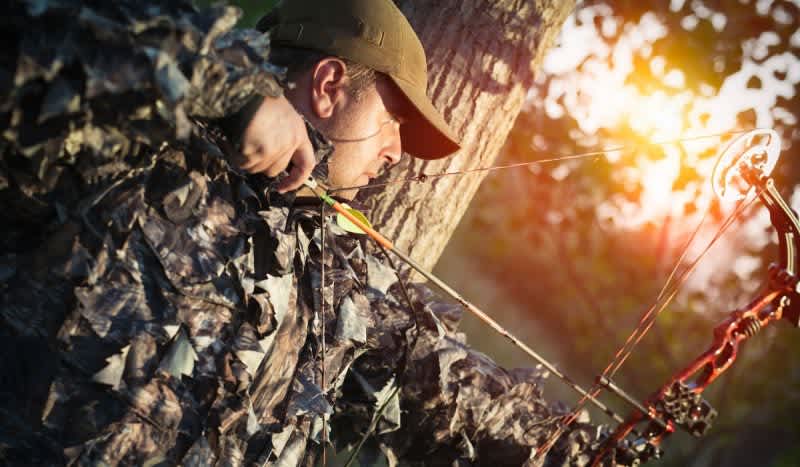 5 Beginner Tips to Shooting a Compound Bow | OutdoorHub